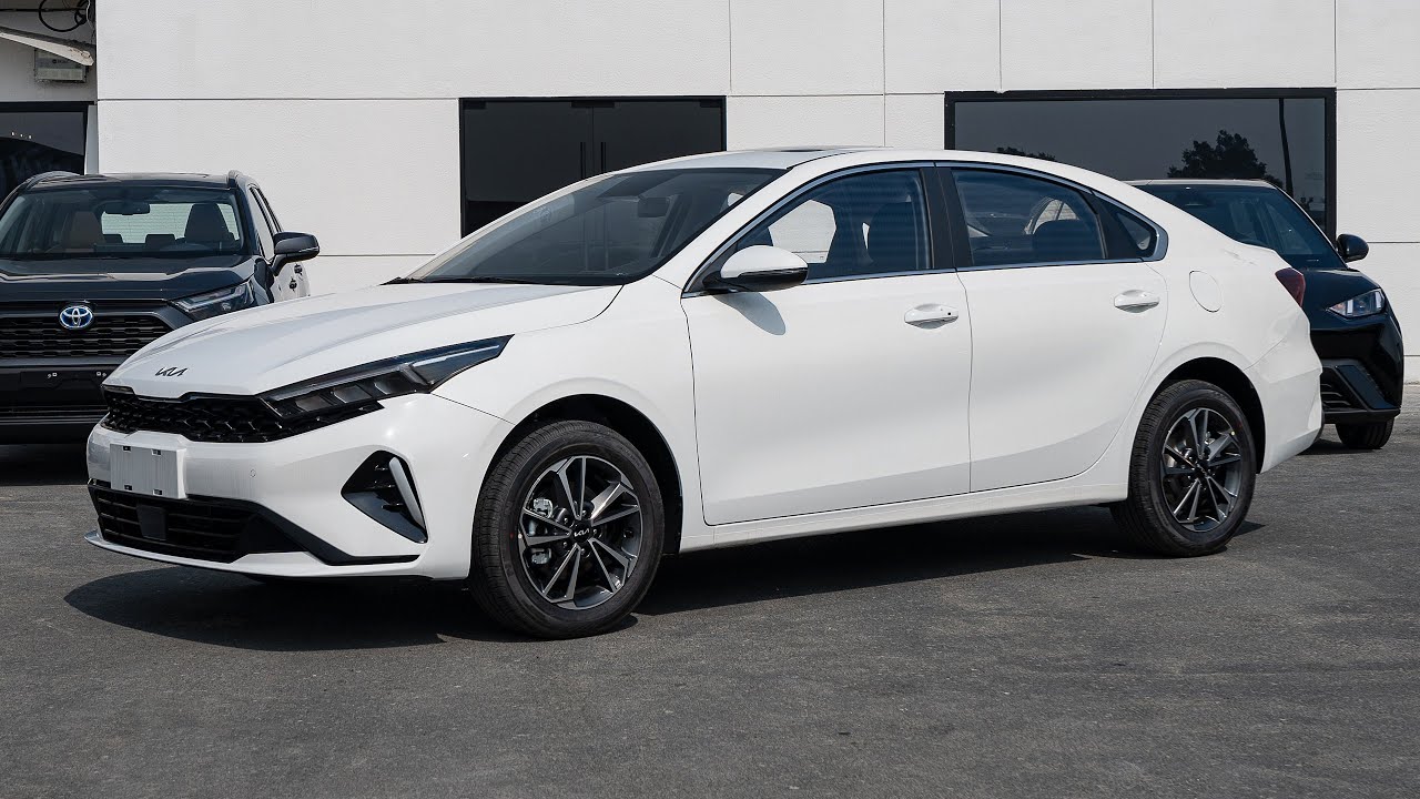 KIA K3 CVT Comfort 1.5L 2024 – CarandX